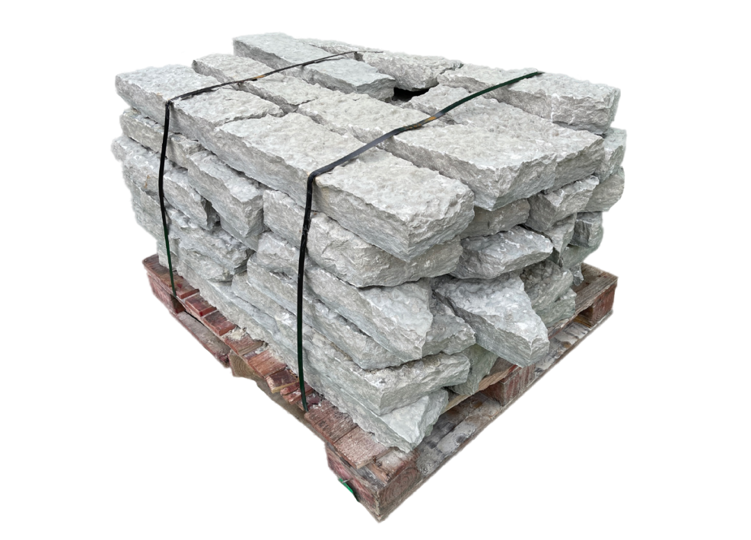 Weathered Sandstone Retaining Wall – Green Stone Company