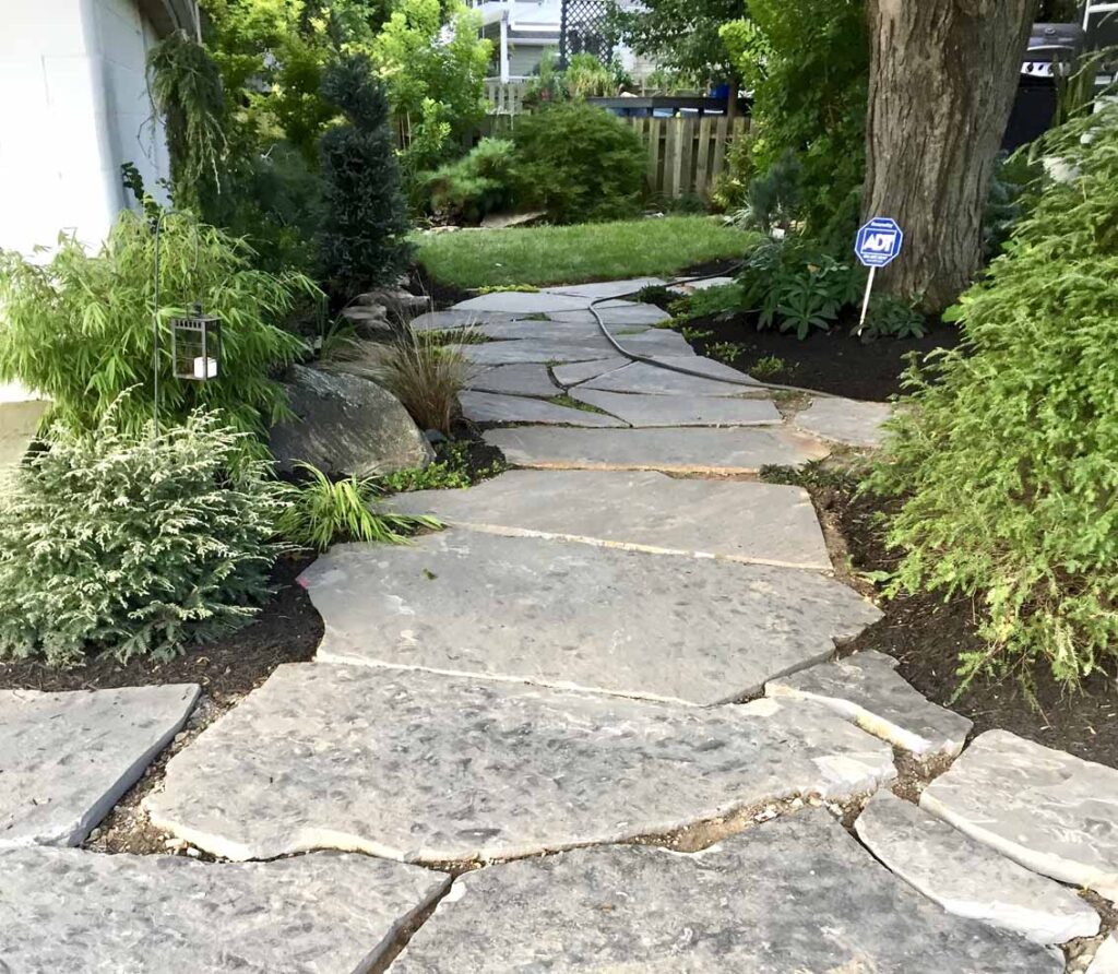 Weathered Sandstone 12″-18″ – Green Stone Company