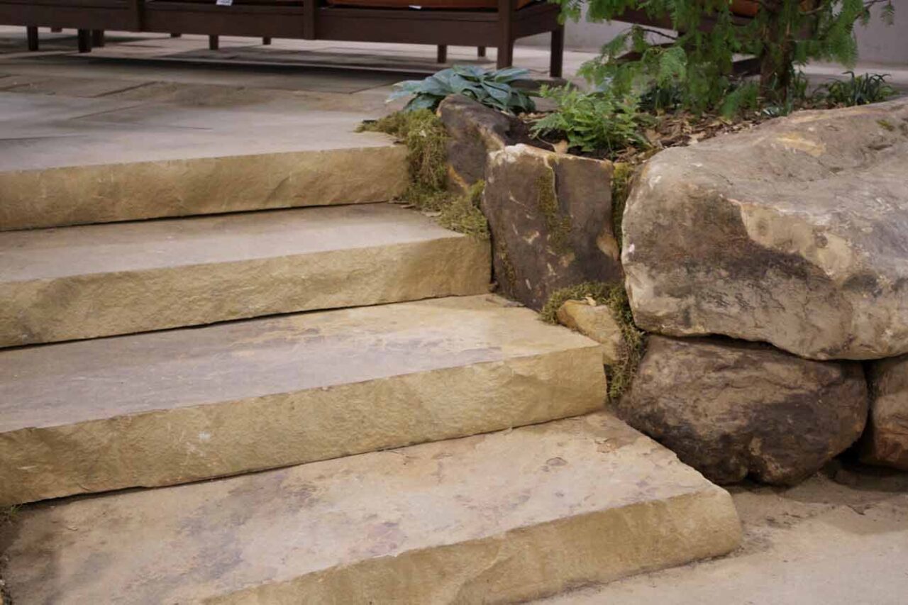 Indiana Limestone 16" x 48" Sawn Top and Bottom Step - Snapped 4 Sides ...