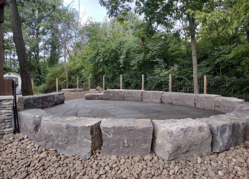 Glacial Granite Boulders 18″-24″ – Green Stone Company